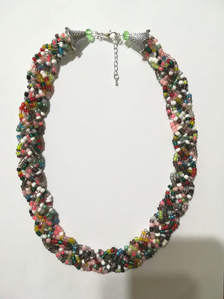 Colier impletit multicolor din margele de 4 mm - ViviaHandmade